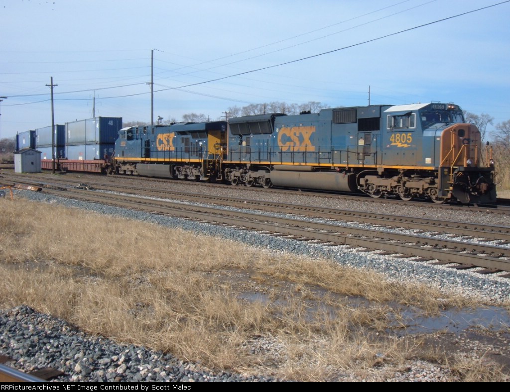 CSX 4805 & 5332